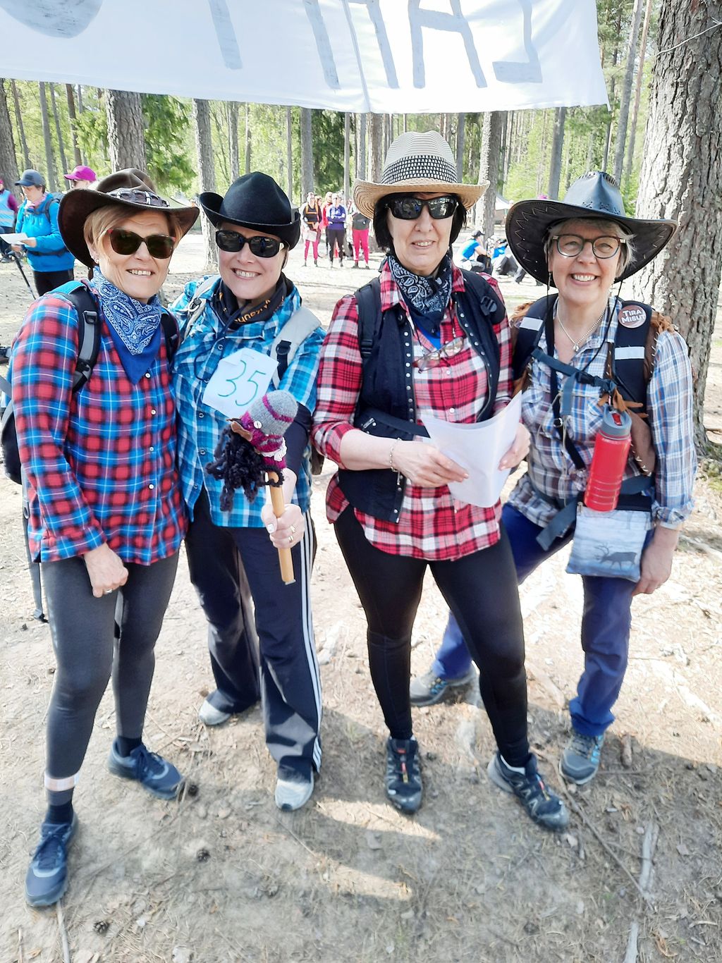 Tejuka - lehti | Suupohjan maanpuolustusnaiset Harju-Jotoksella