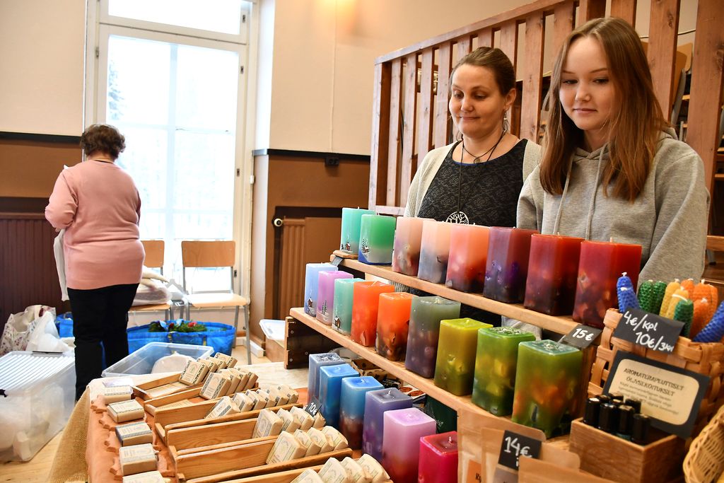 Tejuka - lehti | Suklaakortteja ja luonnon-