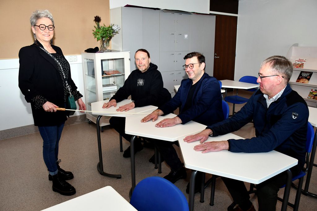 Tejuka - lehti | Megaluokan luokkakokous kutsuu Teuvalla koulunsa ...